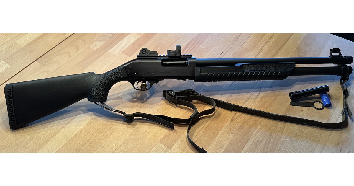 Fabarm / SDASS tactical-12/76, mit Leuchtpunktvisier. Gebraucht - Gunfinder