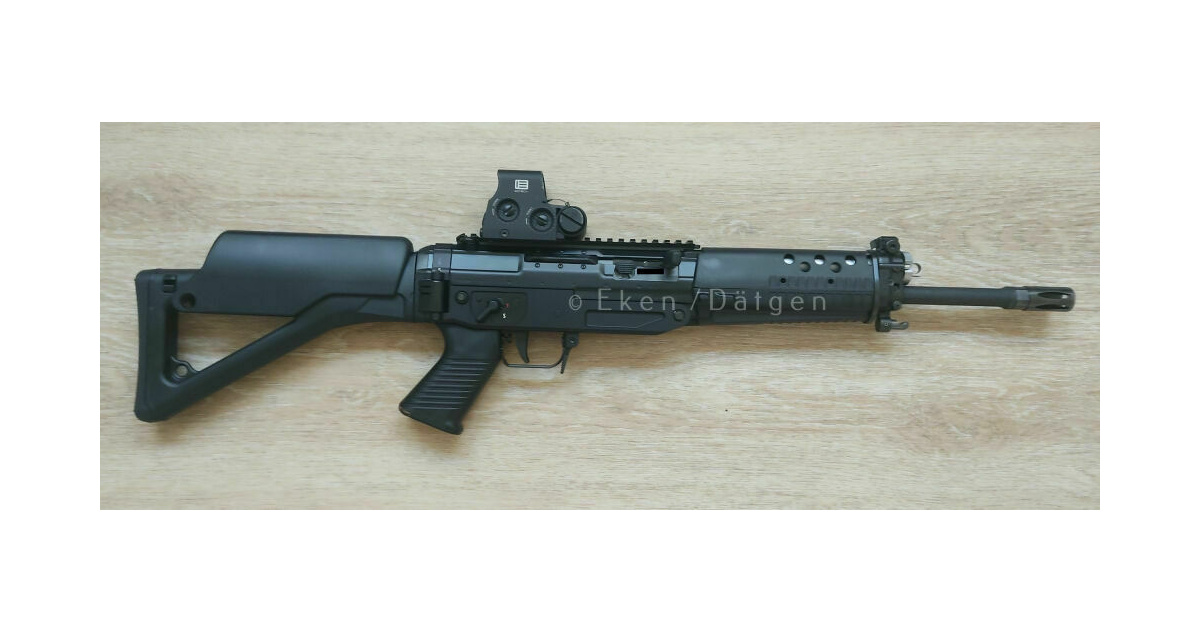 SIG SG 553R Sport - Gunfinder