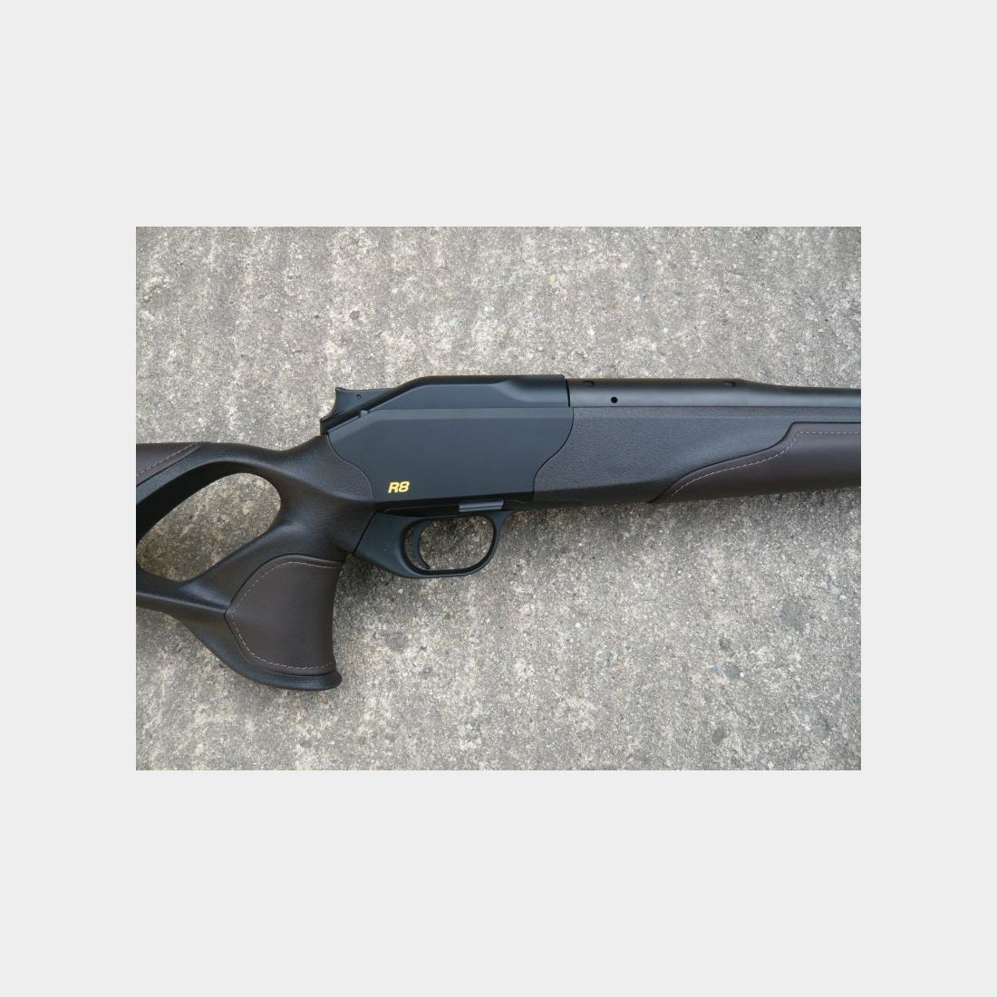 Blaser R8 Ultimate Leder Links - Gunfinder